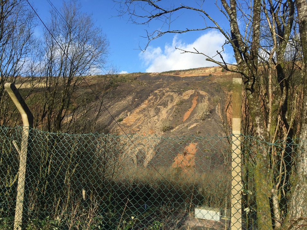 Welsh Government accused of 'hypocrisy' over lack of action on coal tip ... Welsh Government accused of 'hypocrisy' over lack of action on coal tip ...