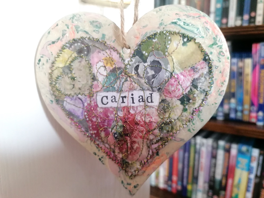 'Outrage' after company trademarks the Welsh language words 'cariad ...